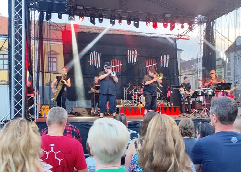 Zemřel Jan Kalina, frontman a zakladatel kapely Sto zvířat