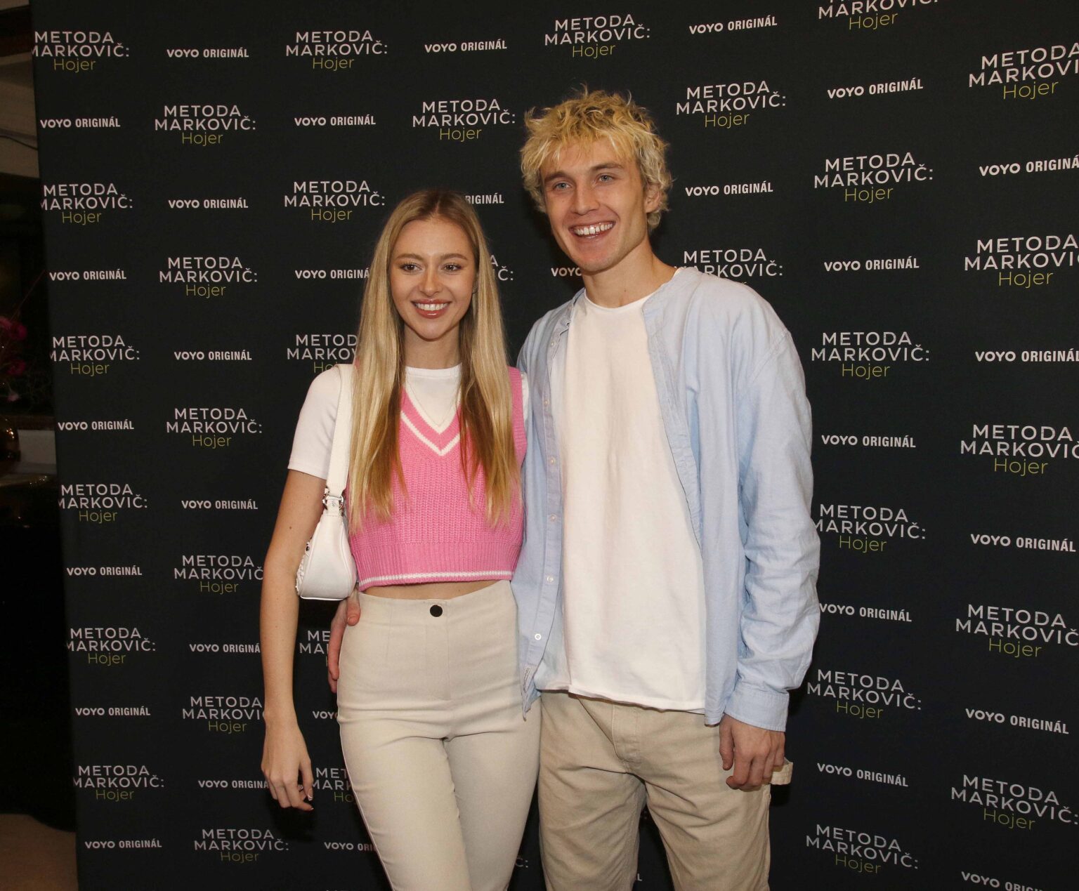 Premiéra seriálu Metoda Markovič: Hojer. Peroutka a Uhlík v oblecích za ...